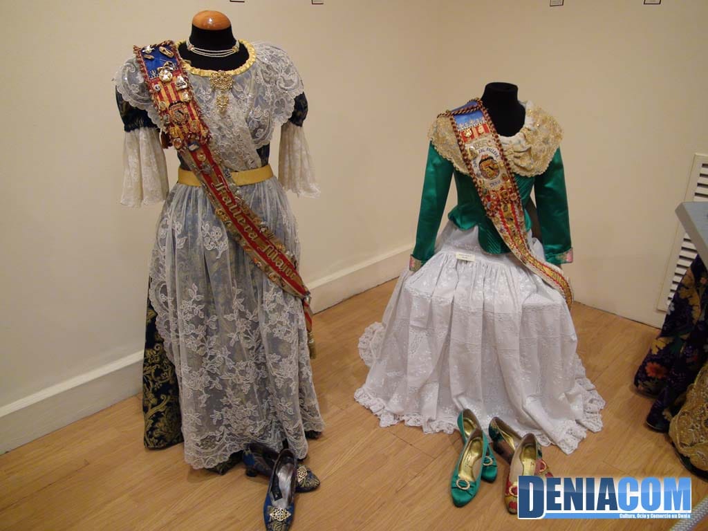 Exposición de indumentaria Fallera en Dénia 05 - Dénia.com