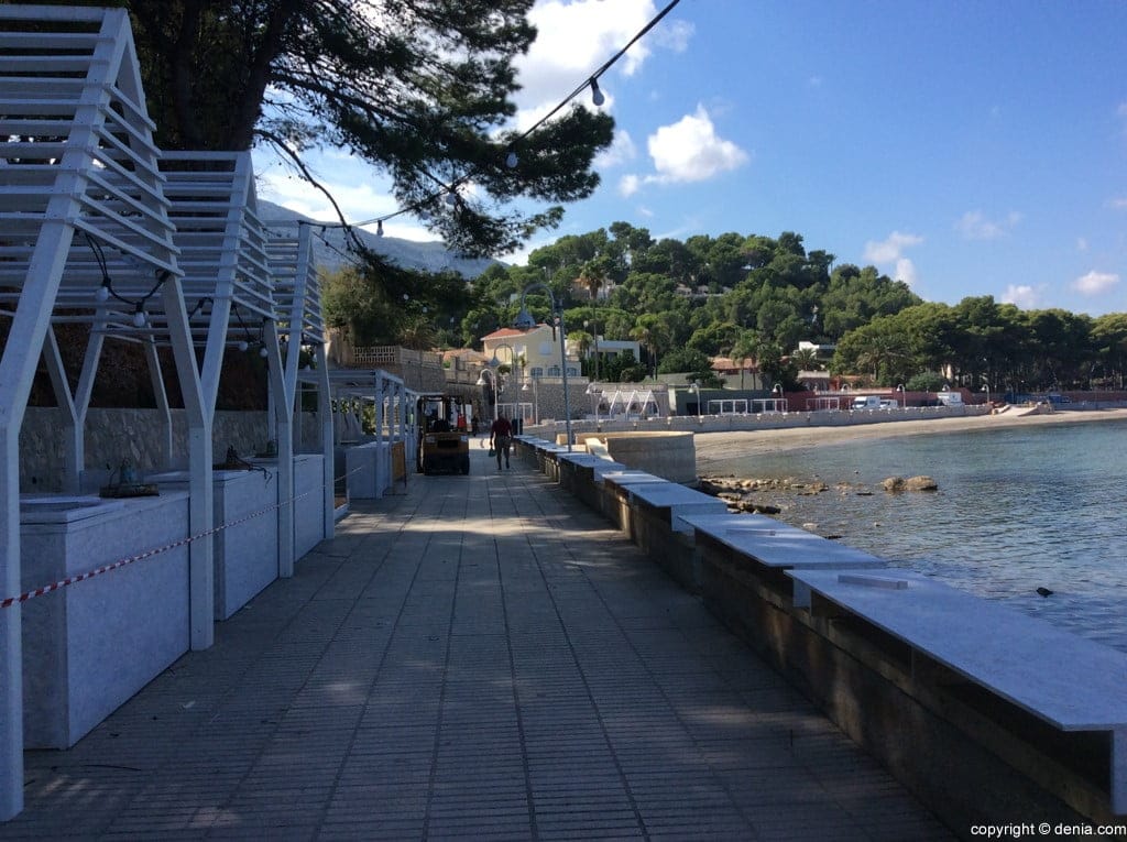 Preparing the DNA in the Marineta - Dénia.com