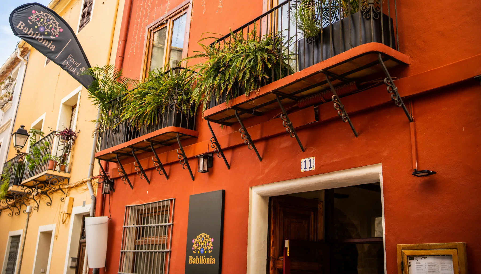 Fachada de Babilònia - Dénia.com